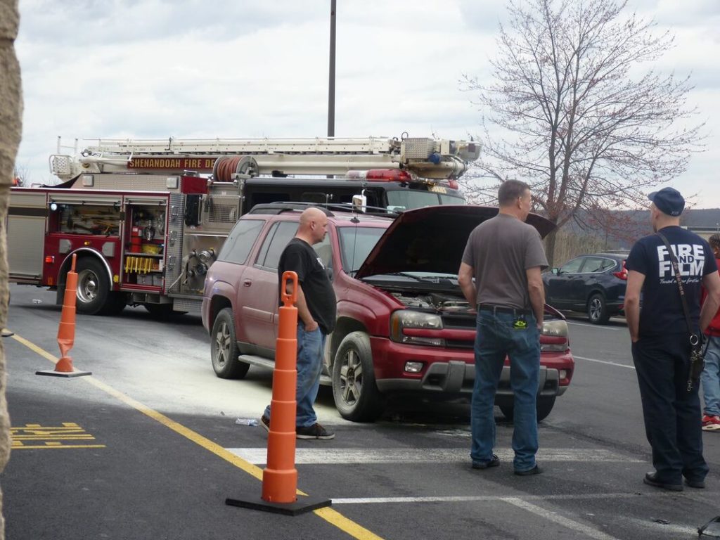 Shenandoah firefighters handle vehicle fire at Redner's – The ...