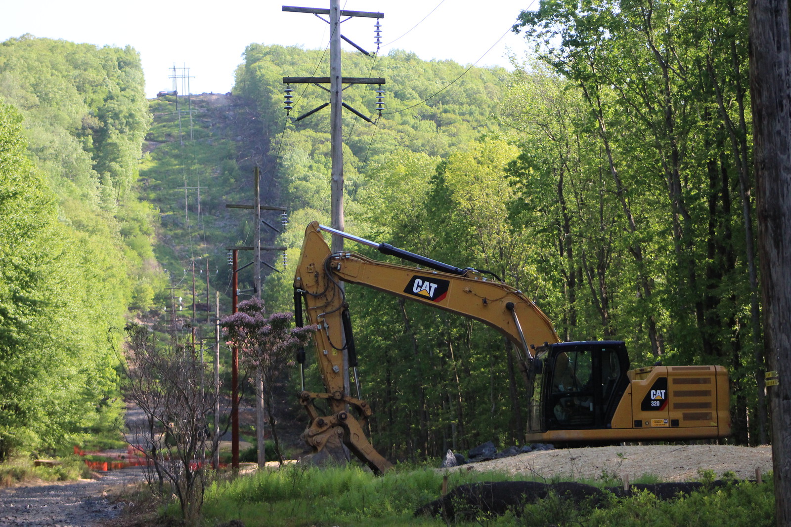 PPL completing upgrade of Heights pole line, work beginning at Girard ...