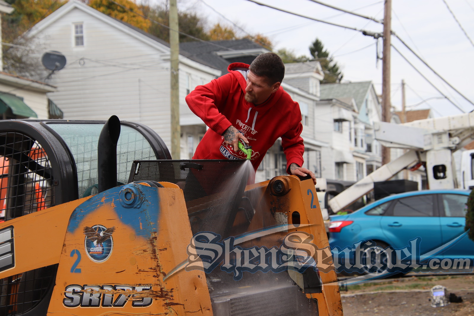 Bystander tackles skid-steer fire with garden hose - The Shenandoah ...