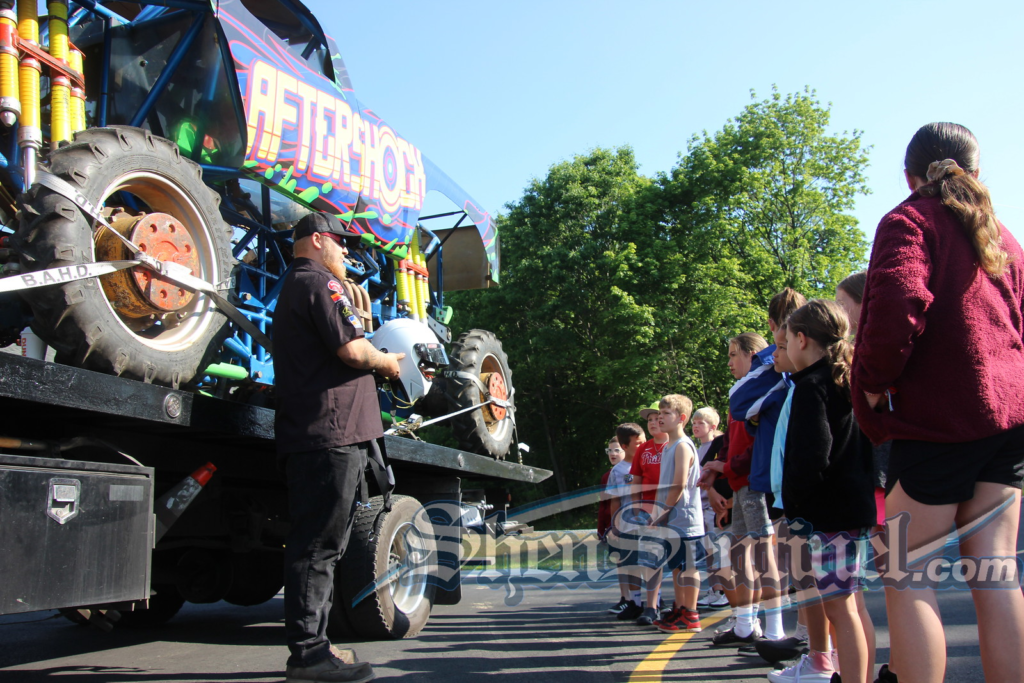 Early learning center students get up-close look at monster truck – The ...