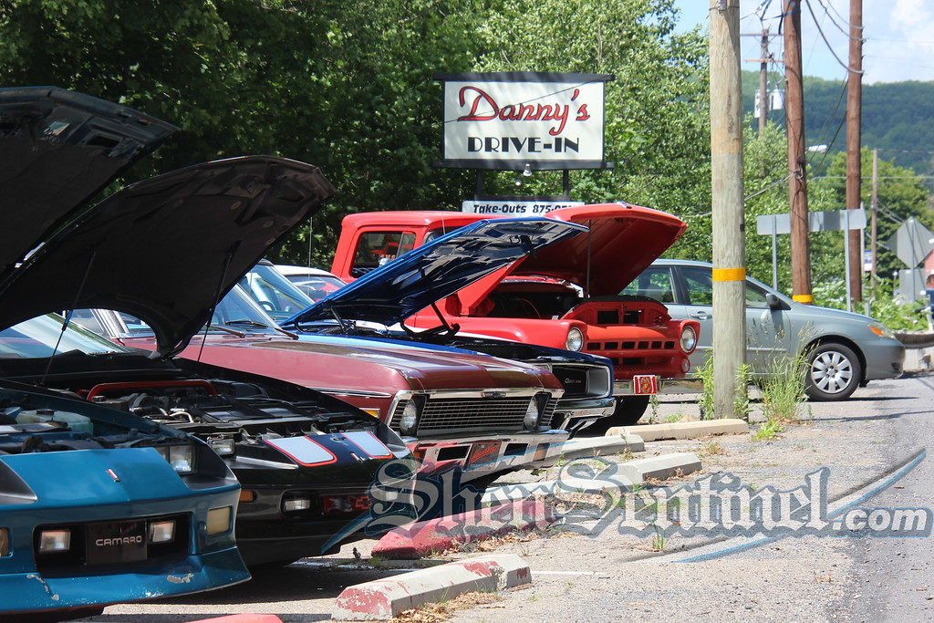 Classics on display at Danny’s Drive-In - The Shenandoah Sentinel