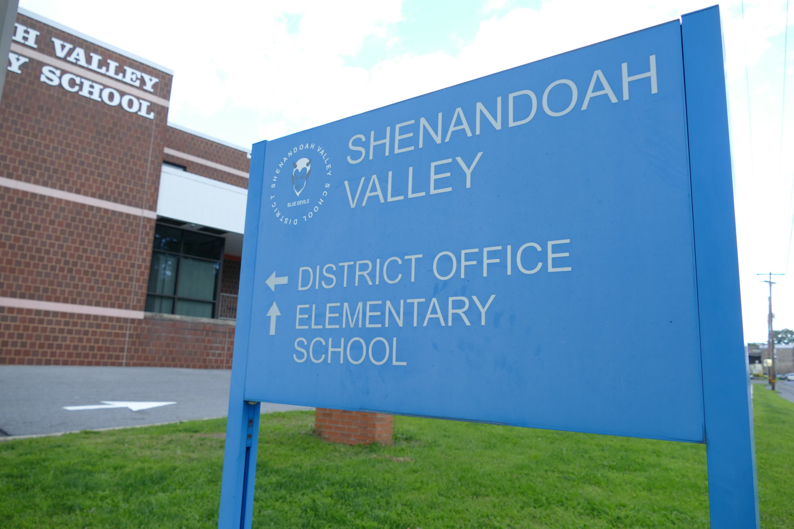 Shen. Valley names new cheerleading coach, approves repository sale of ...