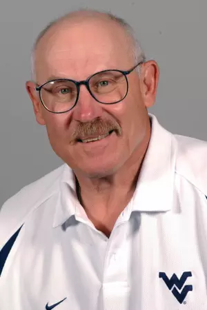 Frackville native named to West Virginia football hall of fame - The ...